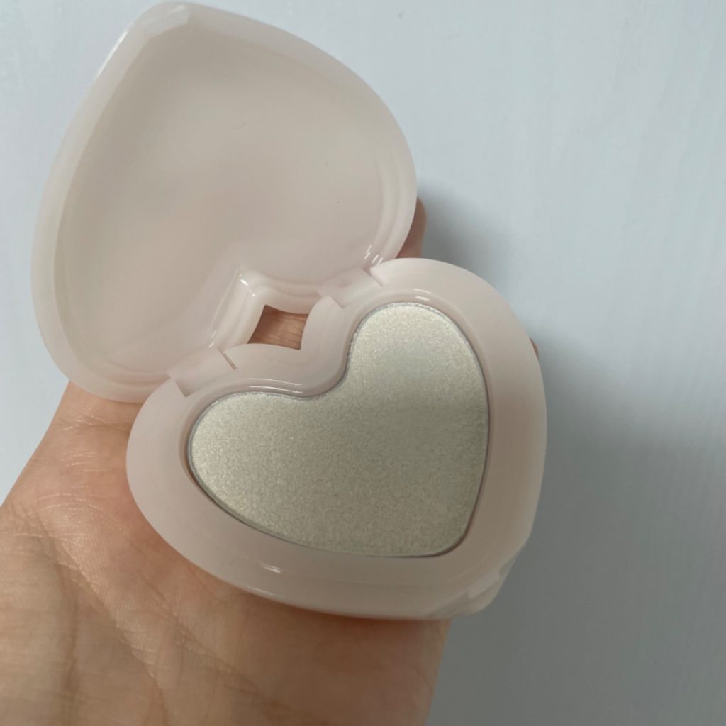 LILYBYRED Luv Beam Glow Veil Highlighter #04 Sugar Beam – SheLC